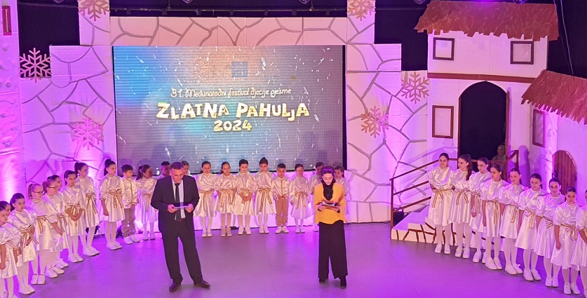 ROŽAJE: Uručene nagrade najboljima na festivalu ,,Zlatna pahulja ...